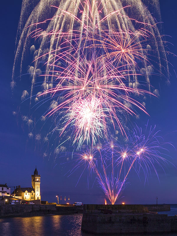 Sonic Fireworks | Party Fireworks | Devon, Cornwall, Somerset, Dorset
